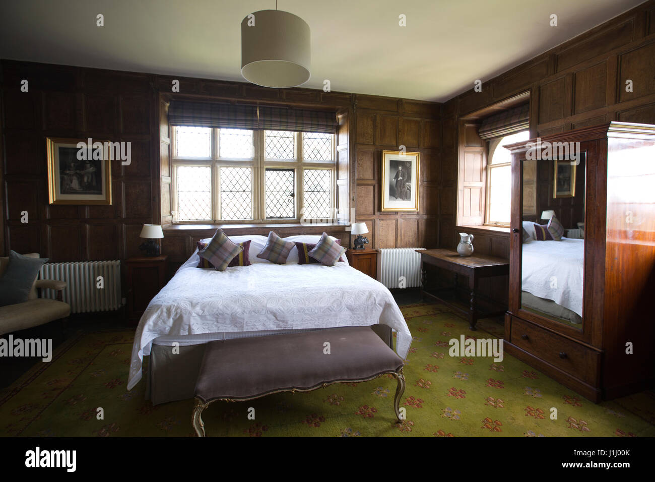 Sir anselm and lady guise hi-res stock photography and images - Alamy