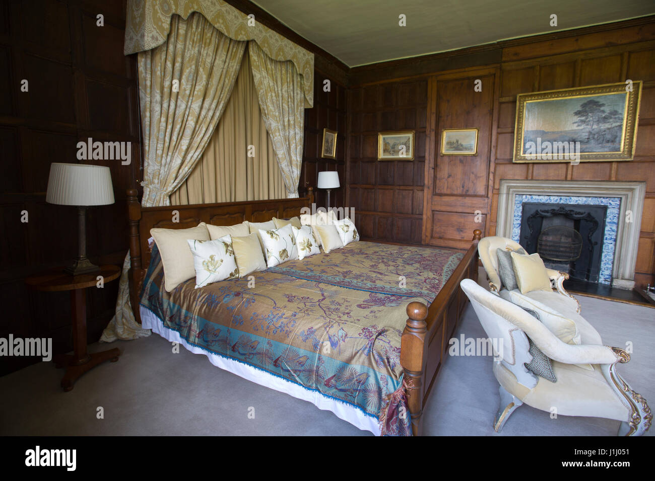 Sir anselm and lady guise hi-res stock photography and images - Alamy