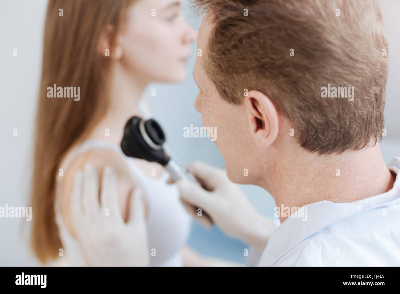Skin analysis hi-res stock photography and images - Alamy
