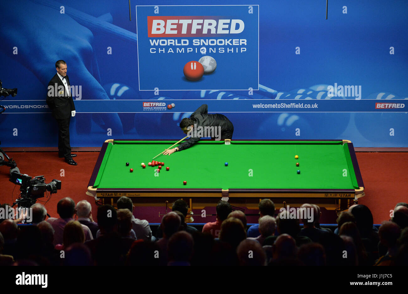 Ronnie O'Sullivan at the table in his match against Shaun Murphy on day ...