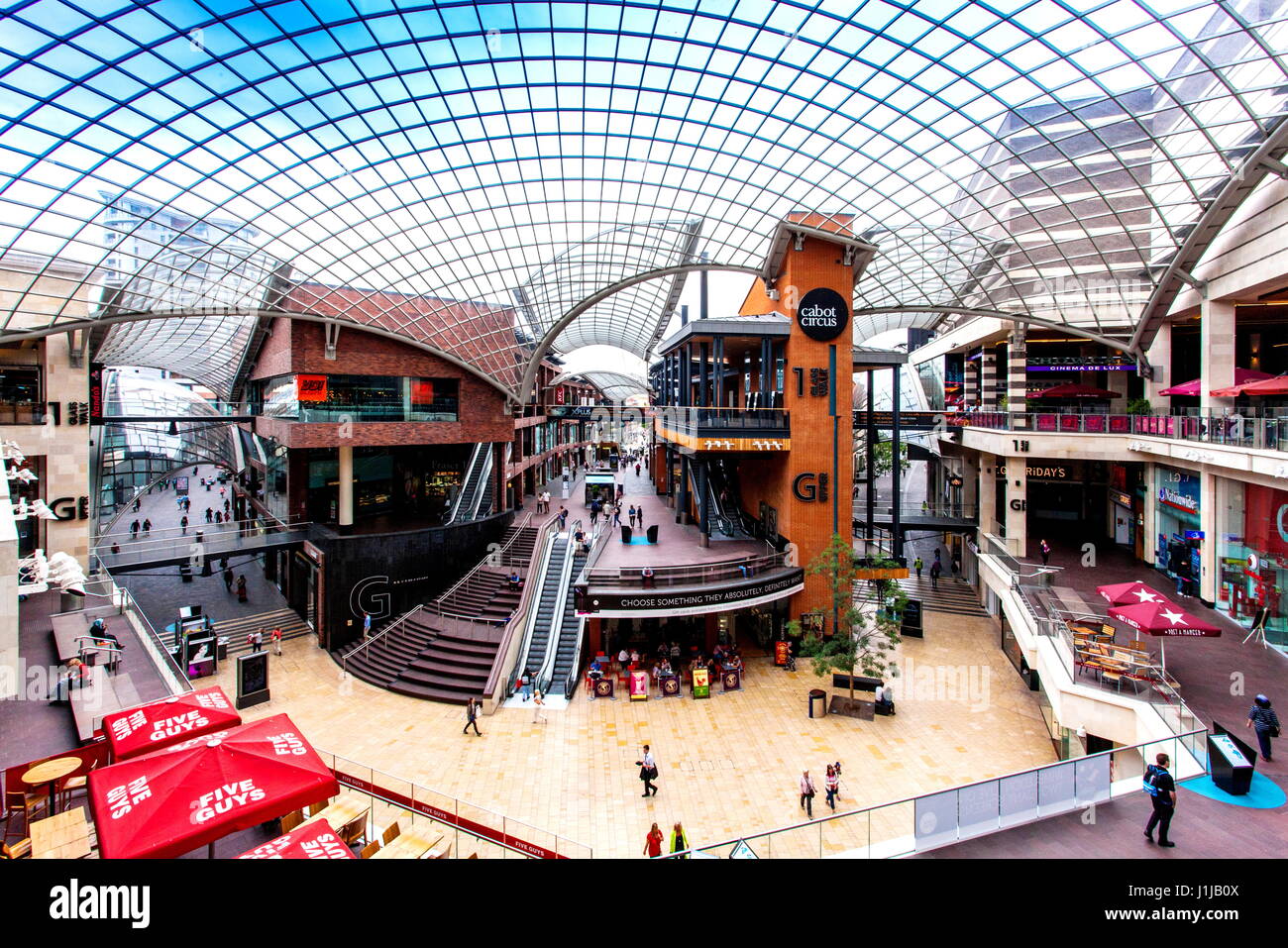Shoppers at cabot circus hi-res stock photography and images - Alamy