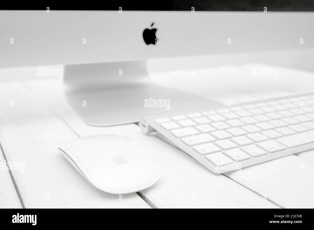Office imac hi-res stock photography and images - Alamy