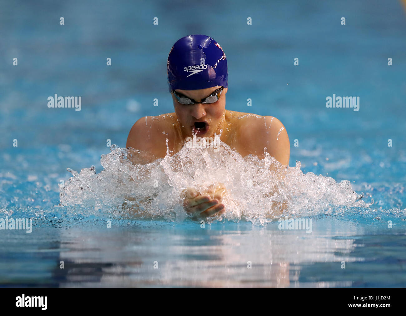 Callum Smart on the way to finishing second in the Men's Junior 200m ...
