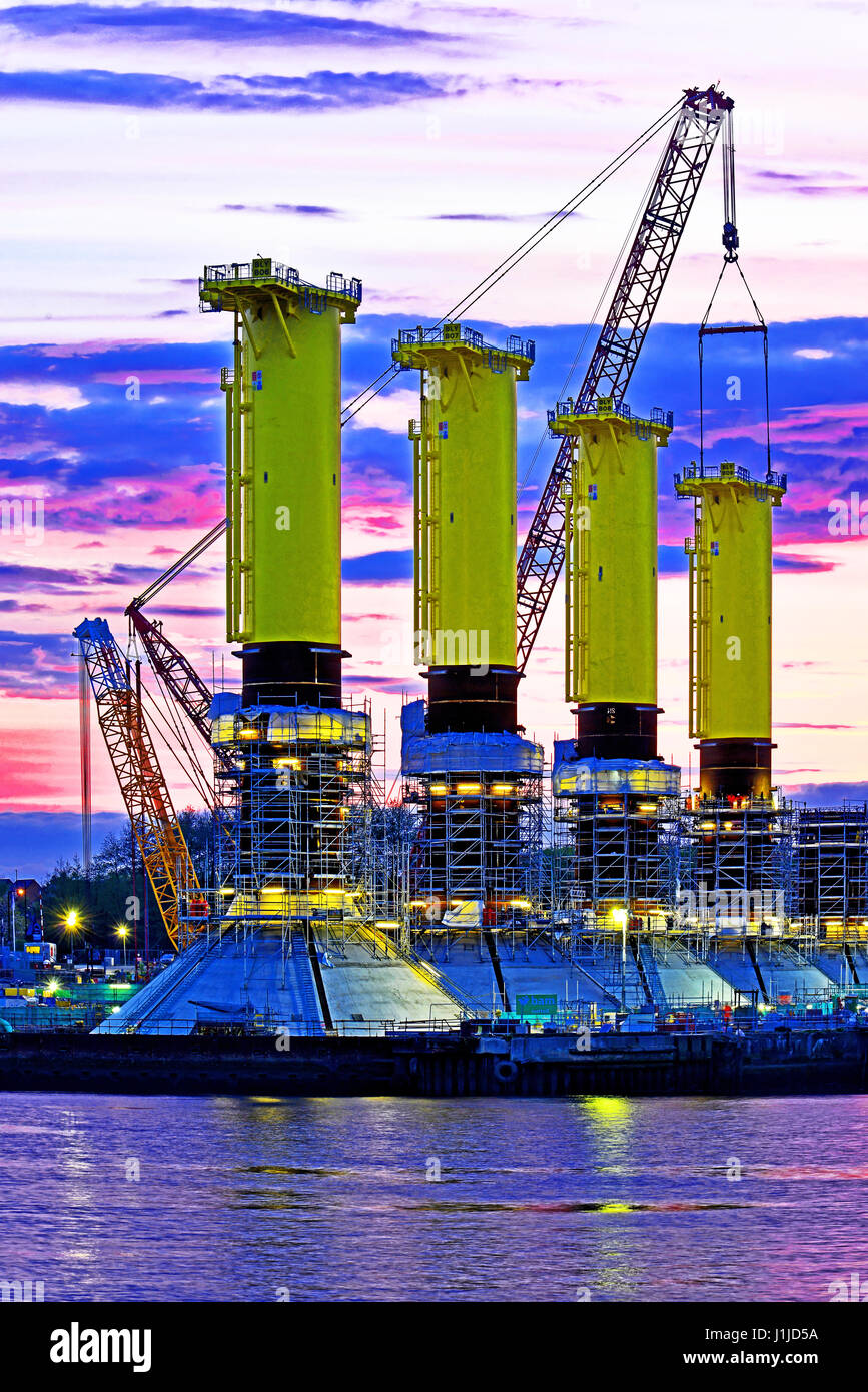 Shepherd Offshore Wind Turbines Neptune Technology Yard Wallsend ...