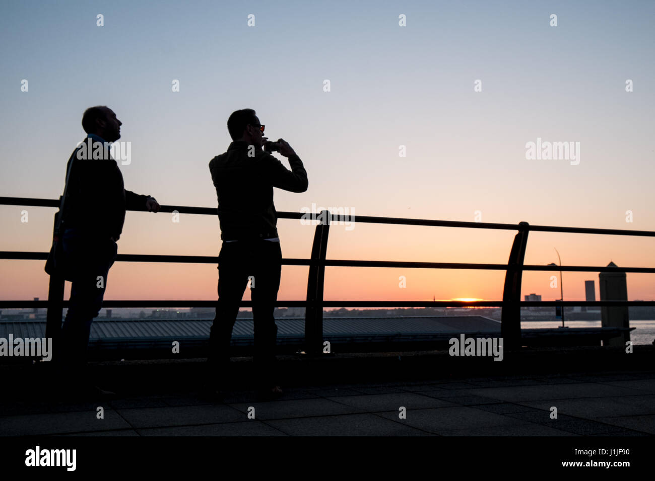 Sunset silhouette river mersey hi-res stock photography and images - Alamy