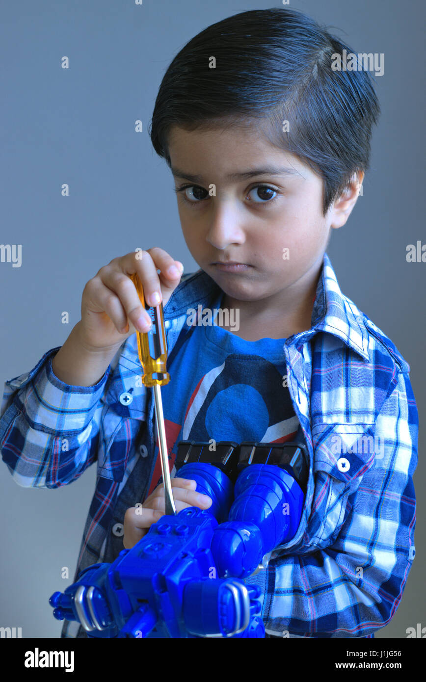 Mending things hi-res stock photography and images - Alamy