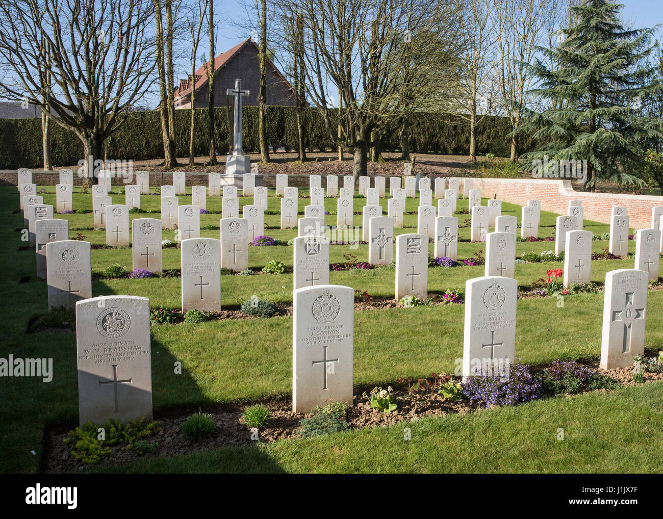 Hermies british cwgc cemetery hi-res stock photography and images - Alamy