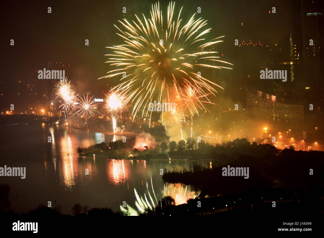 China fireworks hi-res stock photography and images - Alamy