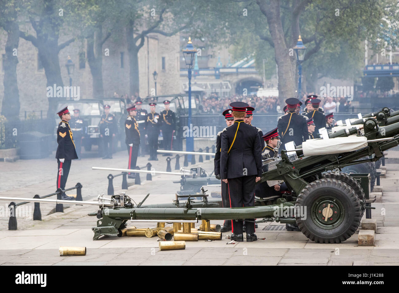 London, UK. 21st April, 2017. 62-gun salute fired by the Honourable ...