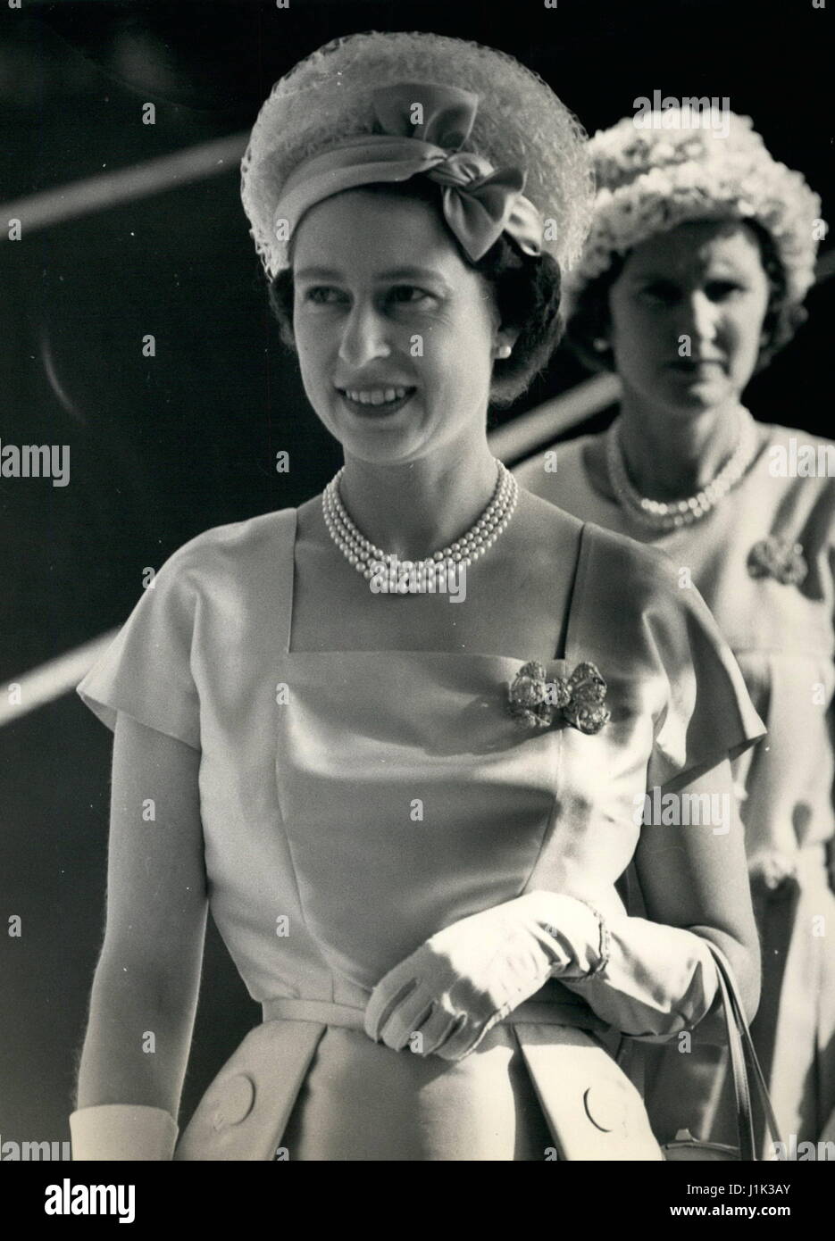 File Photo. 21st Apr, 2017. Britain's QUEEN ELIZABETH, the world's ...