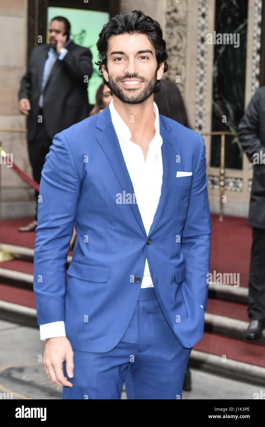 New York, NY, USA. 21st Apr, 2017. Justin Baldoni at arrivals for ...