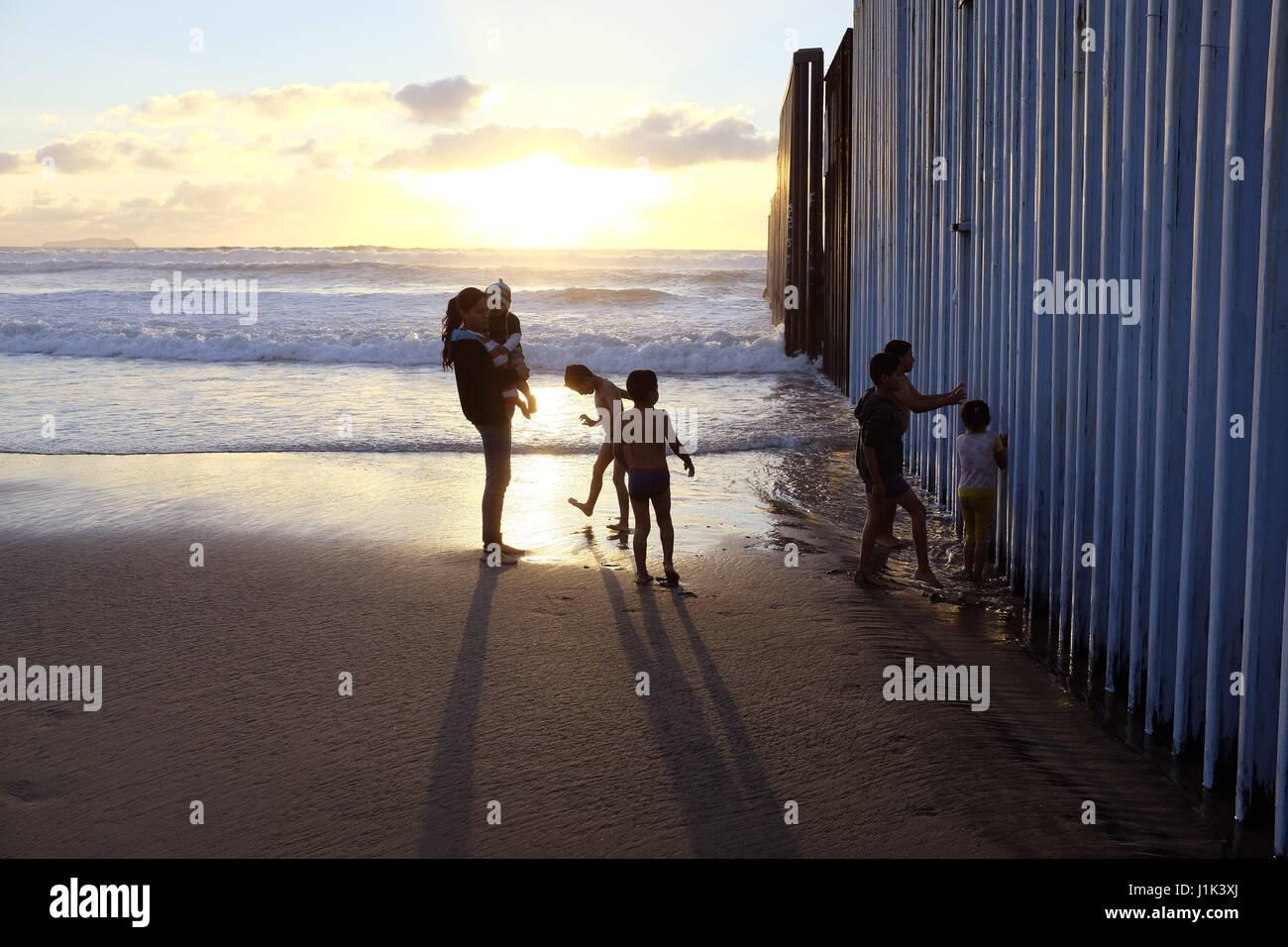 Tijuana, Baja Norte, Mexico. 22nd Feb, 2017. The wall demarcating the ...