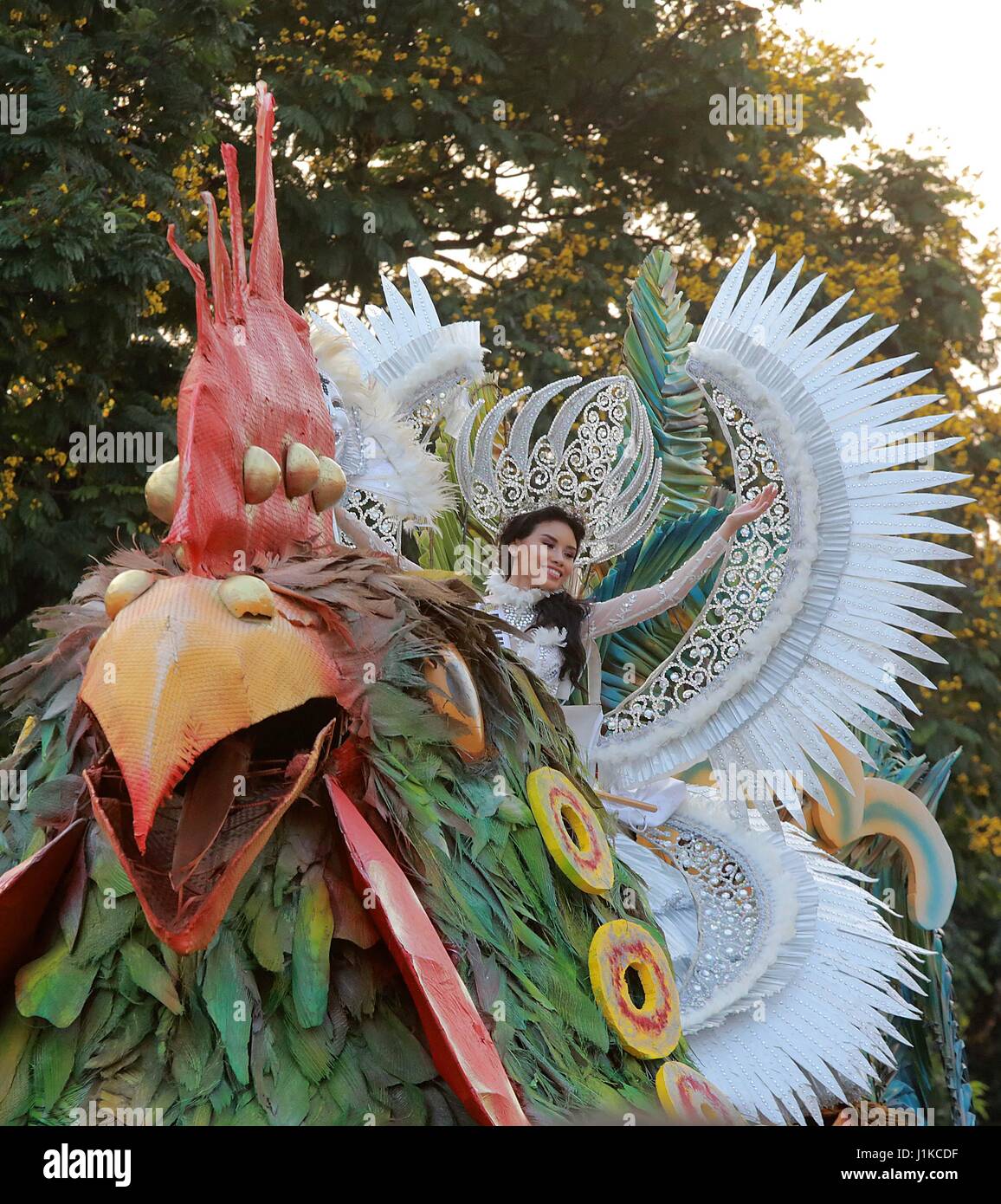 Beauty pageant contestant hi-res stock photography and images - Alamy