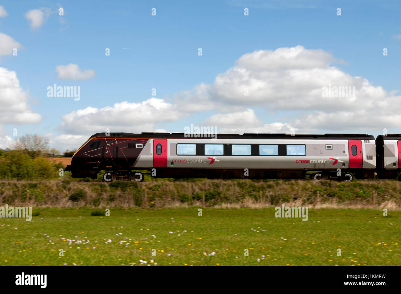 Arriva CrossCountry Voyager diesel at speed, side view ...