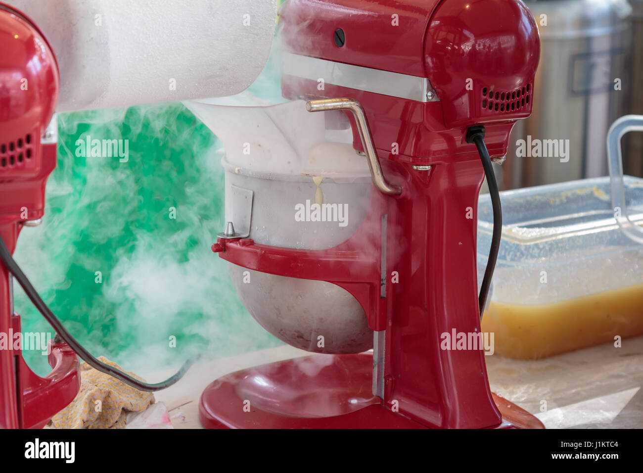 Cooking utensil automatic electric hi-res stock photography and images ...