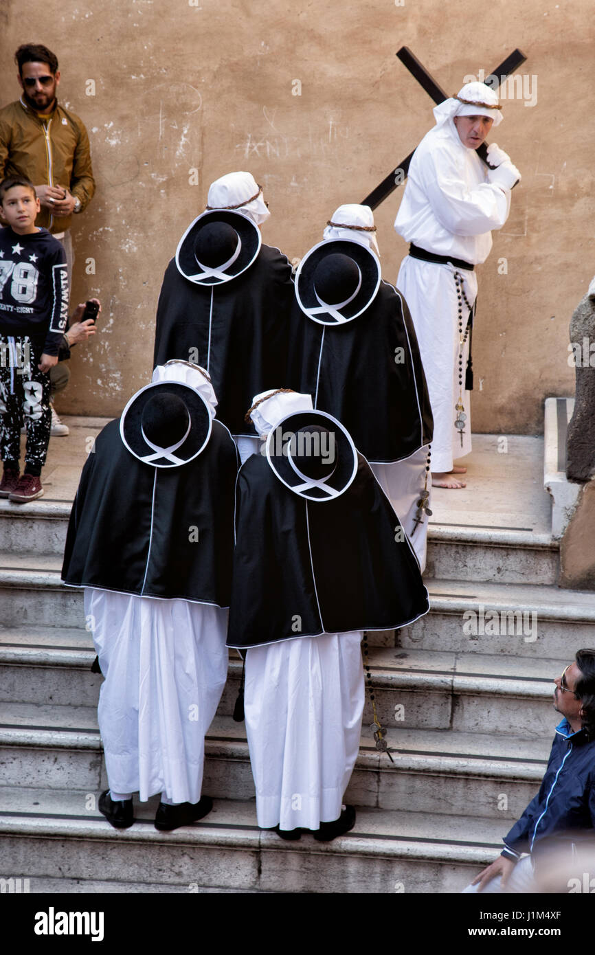 14 stations of the cross hi-res stock photography and images - Alamy