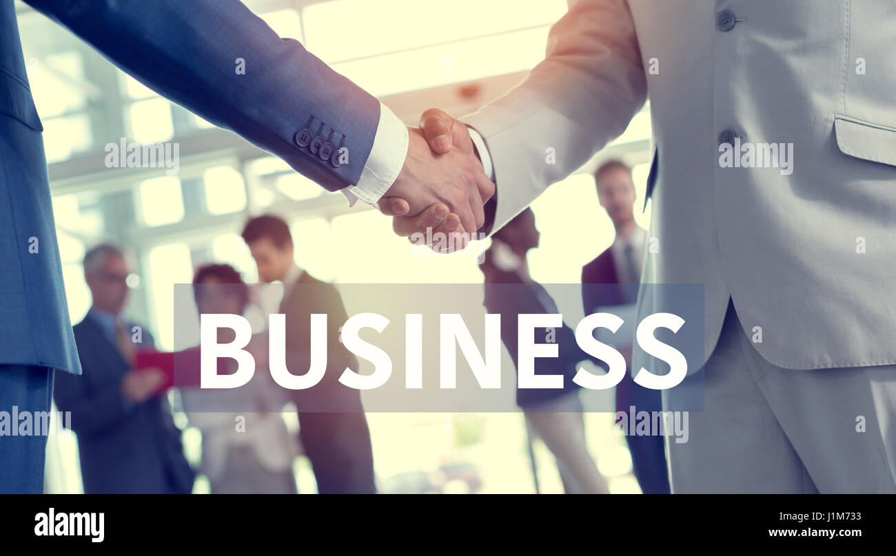 Close up business team shaking hi-res stock photography and images - Alamy