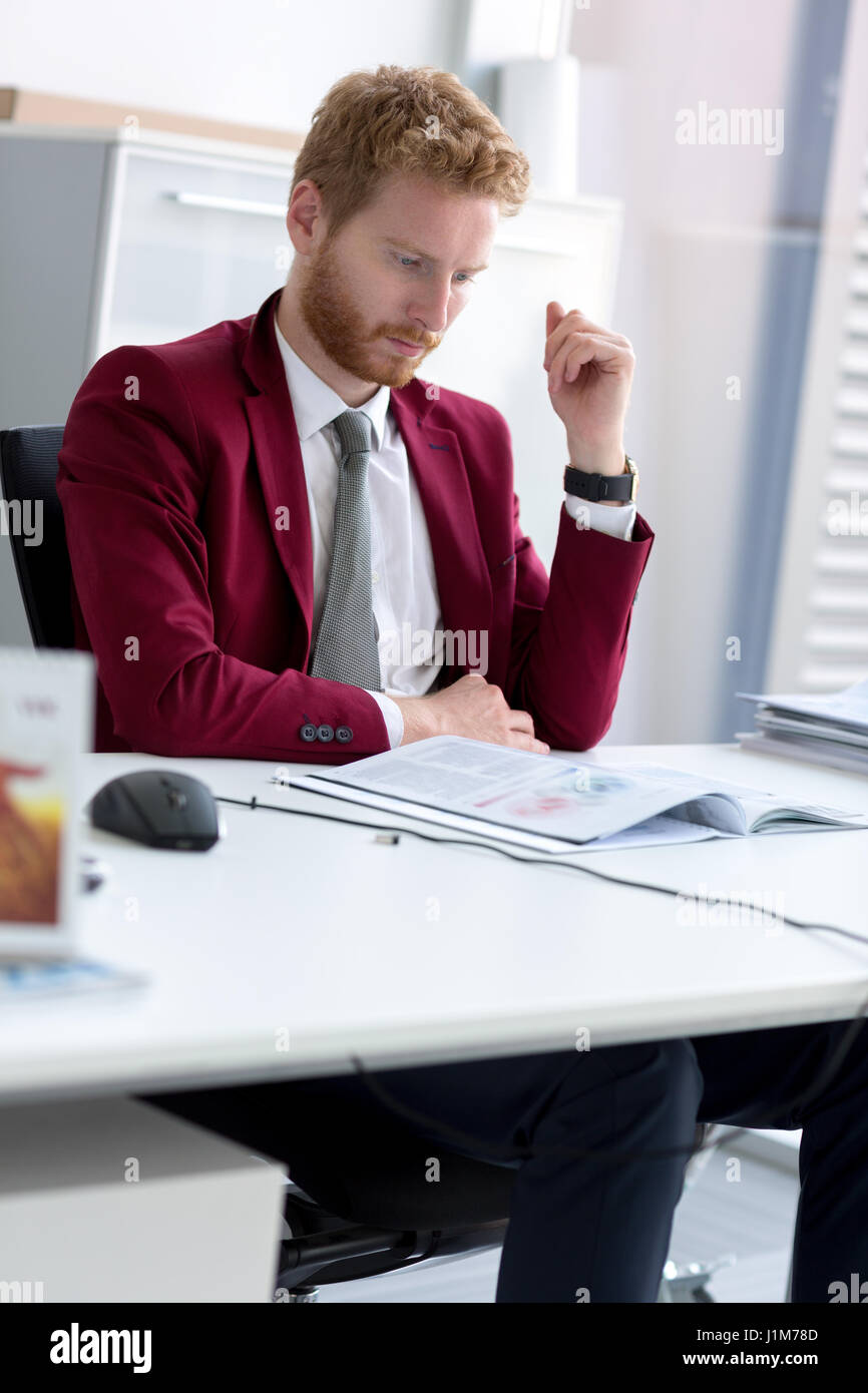 Company working hi-res stock photography and images - Alamy