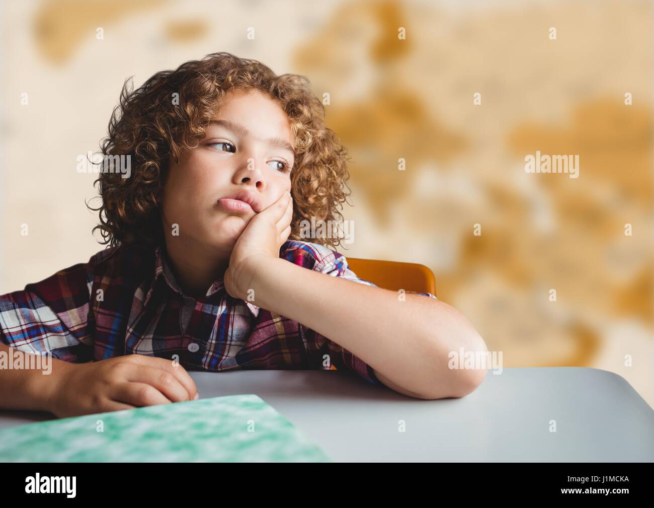Boy indicating map hi-res stock photography and images - Alamy