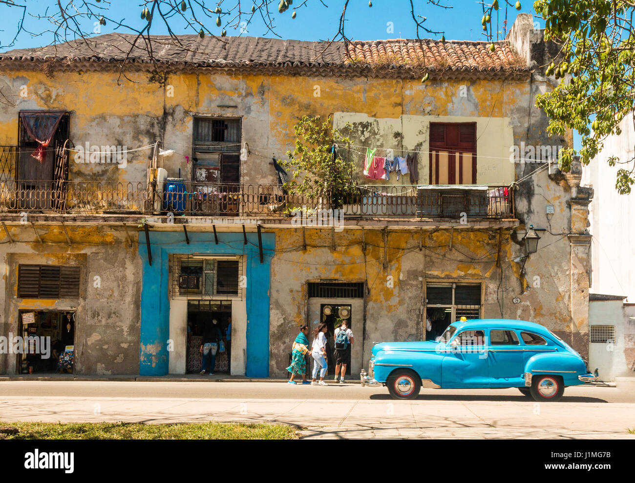 House with old American car, Old Havana, Habana Vieja, Cuba Stock Photo ...