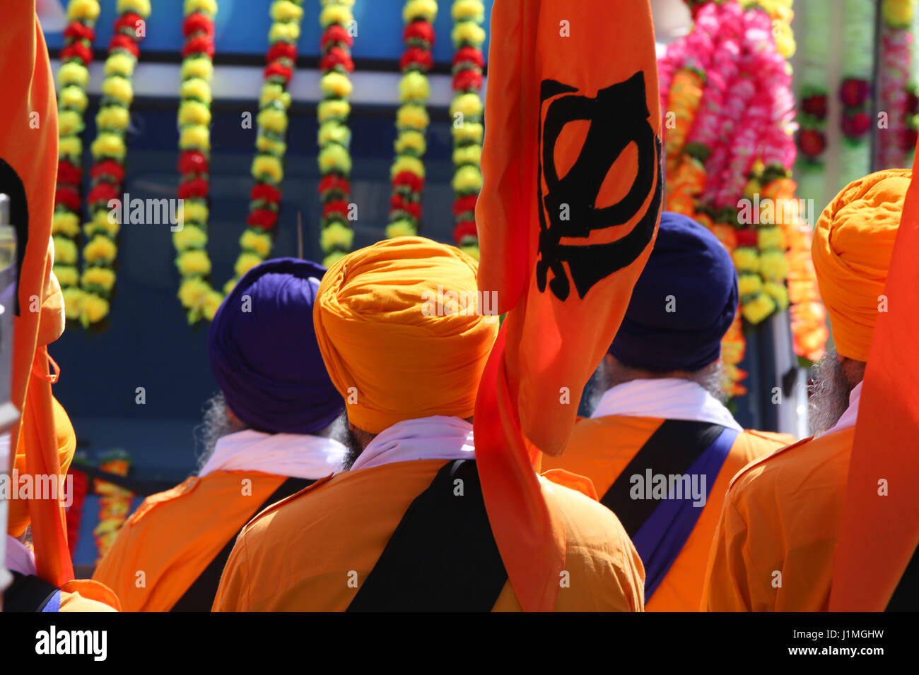 Sikh man ceremonial dress hi-res stock photography and images - Alamy