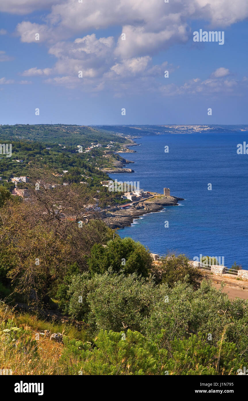 Ciolo bridge. Santa Maria di Leuca. Puglia. Italy Stock Photo - Alamy