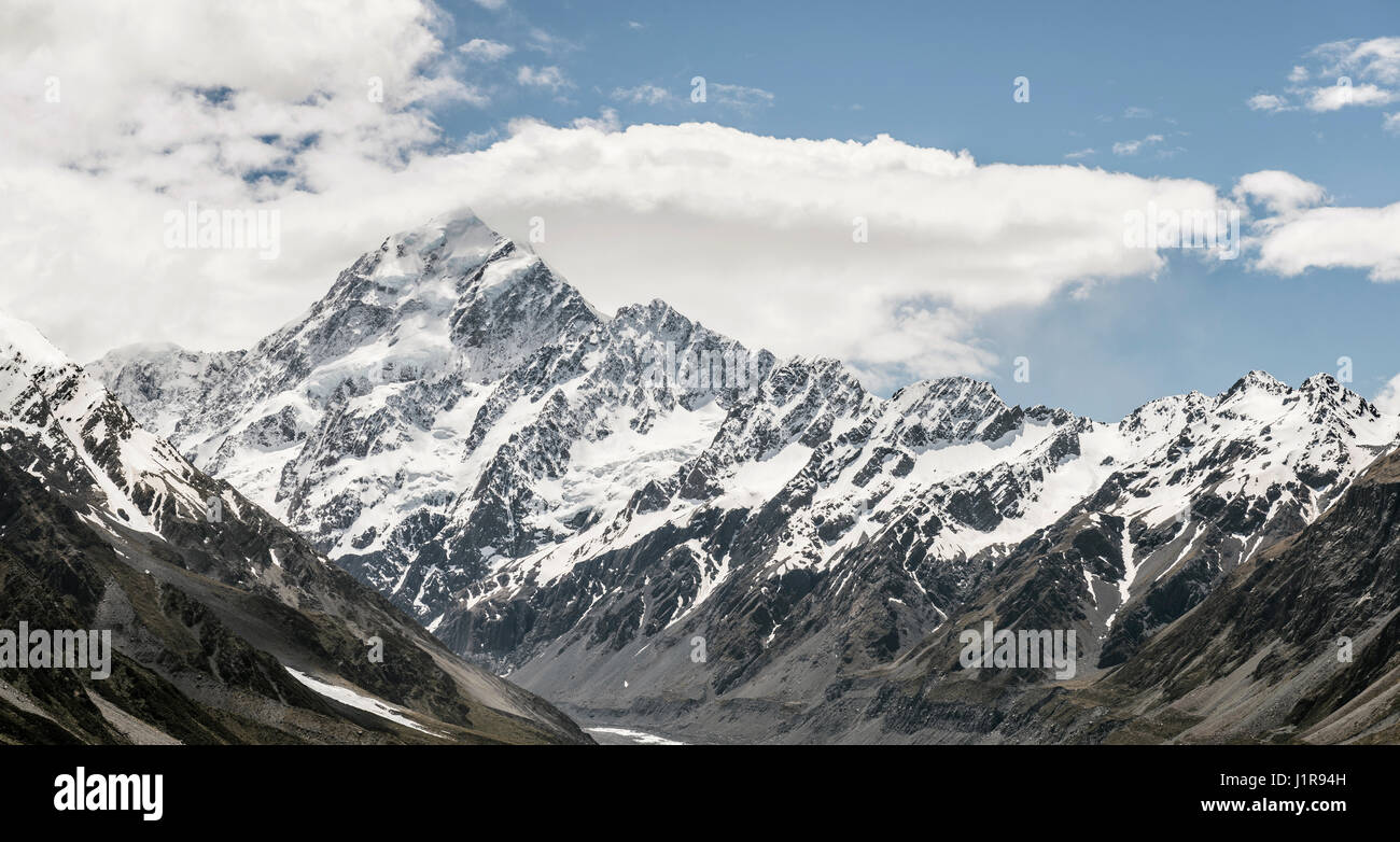 Mount Cook, Mount Cook National Park, Southern Alps, Canterbury Region ...