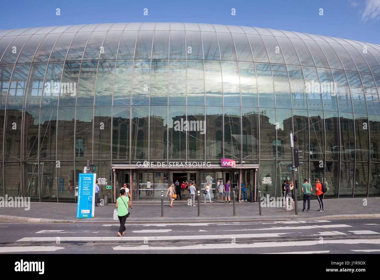 Front view sncf train hi-res stock photography and images - Alamy
