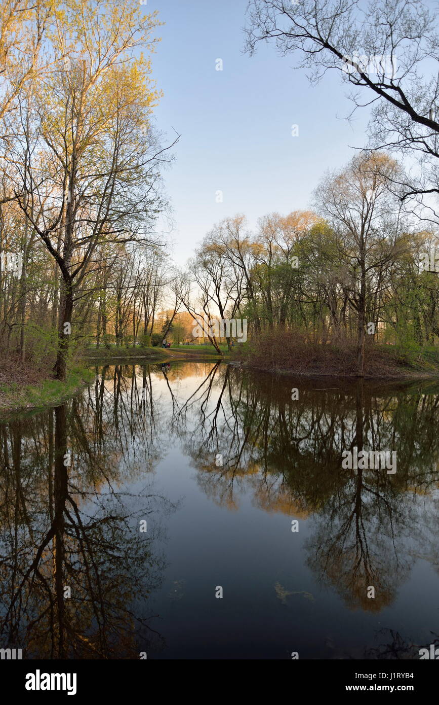 Victory pond hi-res stock photography and images - Alamy