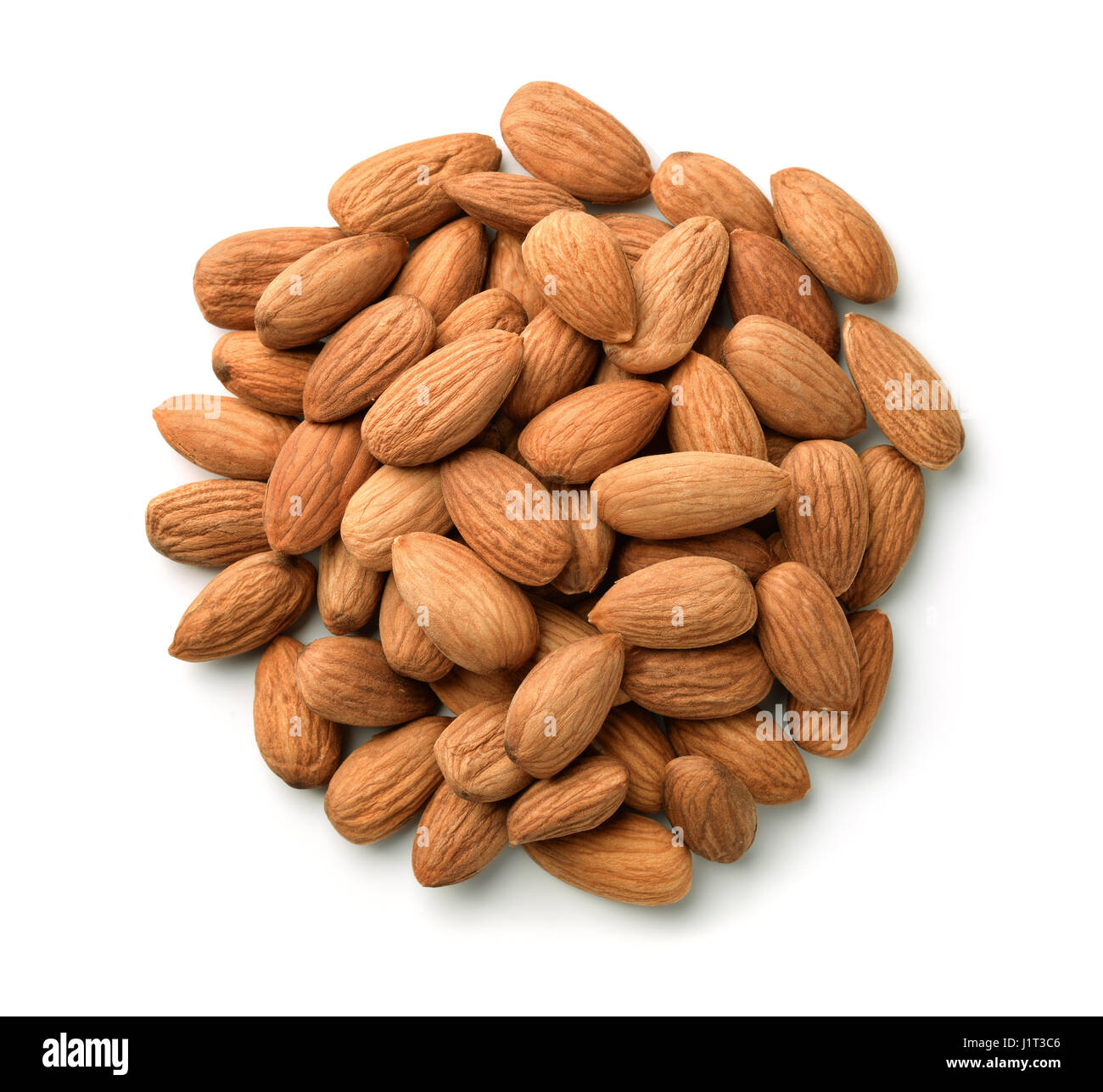 Raw almonds isolated hi-res stock photography and images - Alamy