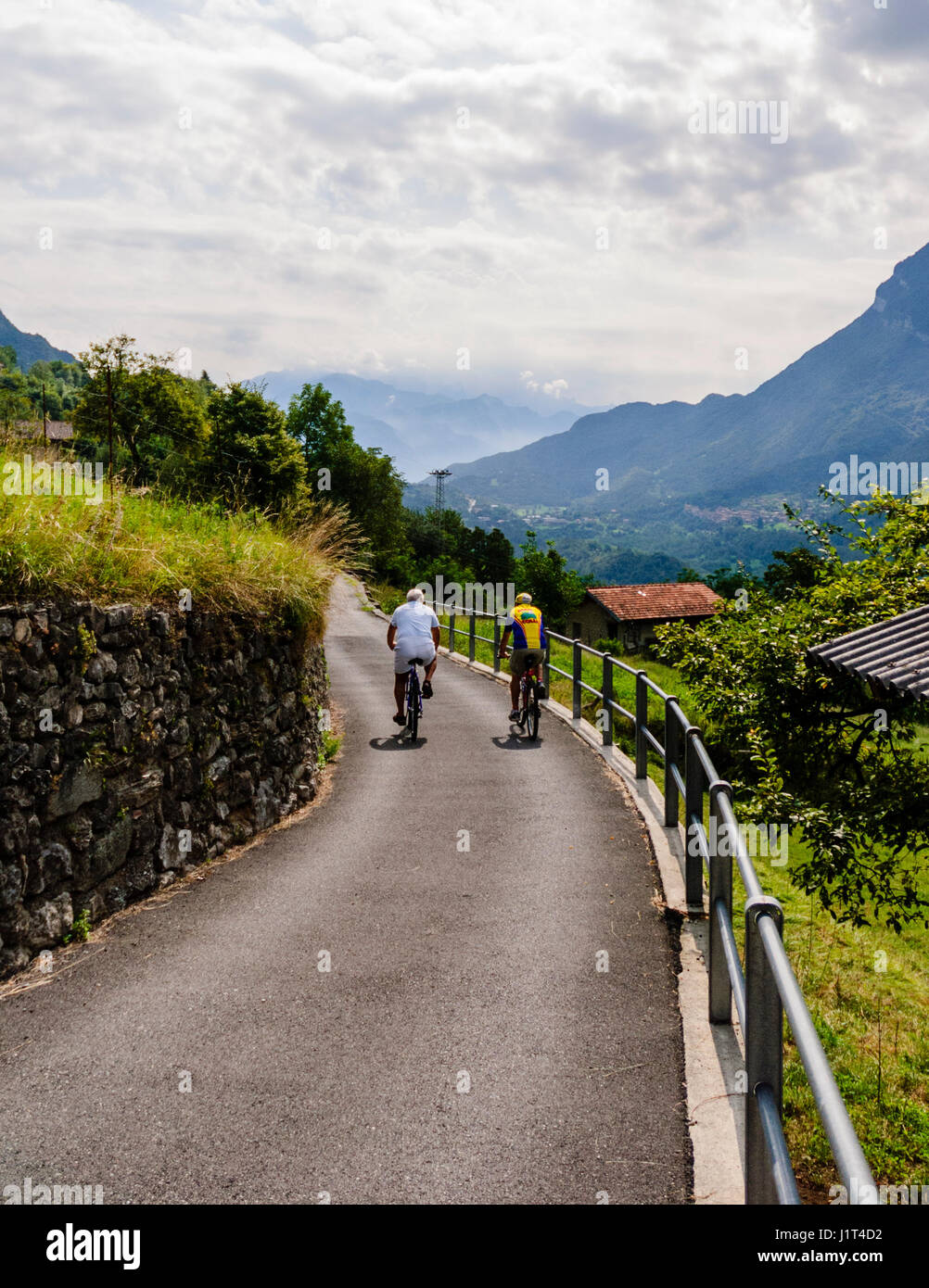 Carlazzo hi-res stock photography and images - Alamy