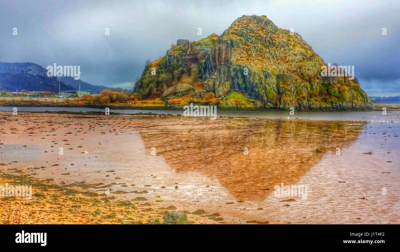 Dumbarton scotland hi-res stock photography and images - Alamy