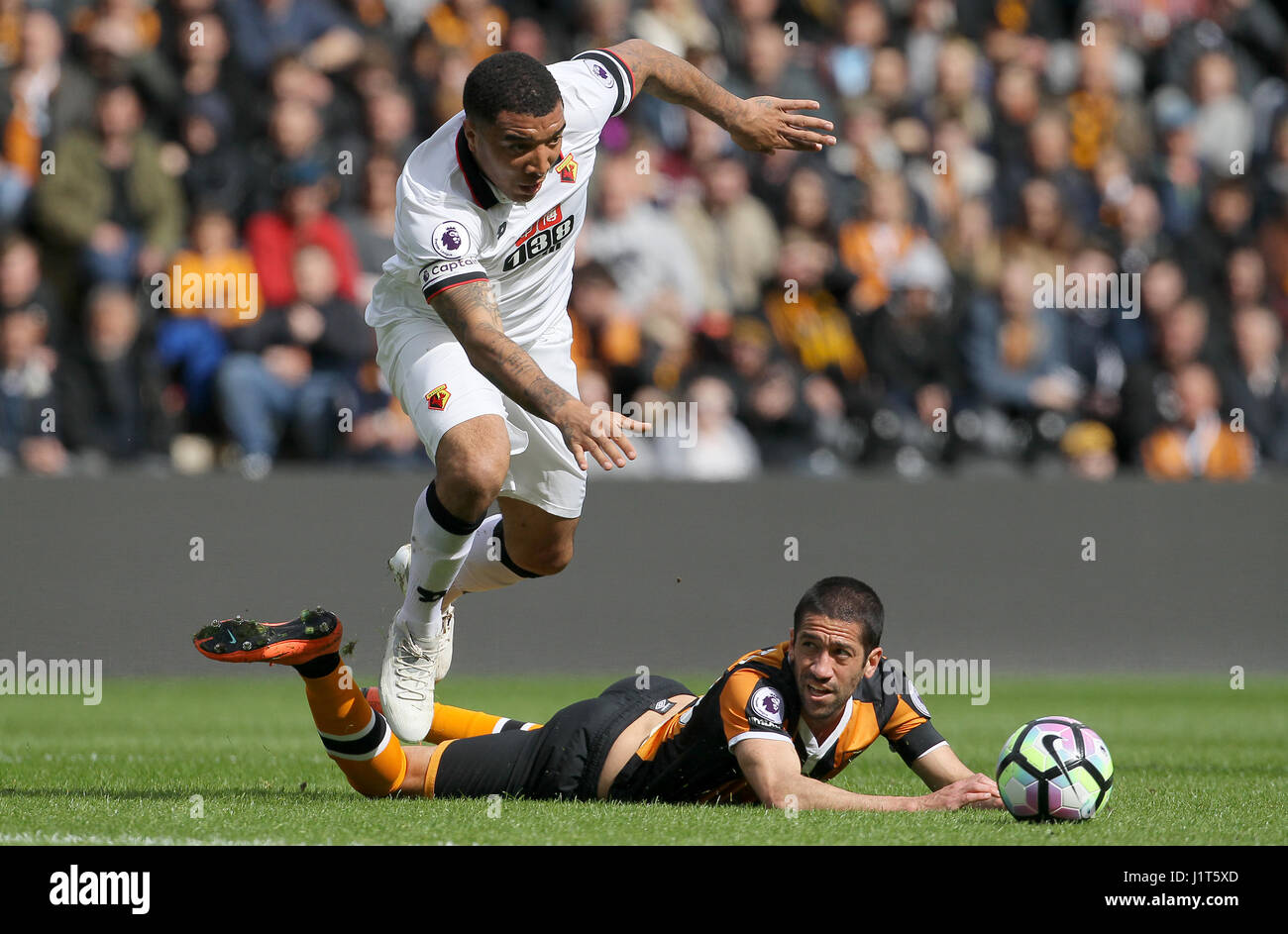 Watford's Troy Deeney (left) and Hull City's Evandro Goebel (right ...