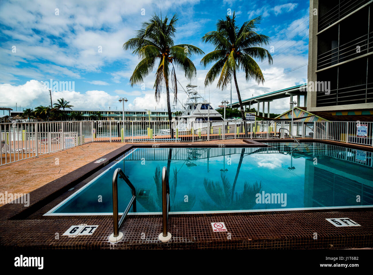 Tropical swimming pool hi-res stock photography and images - Alamy
