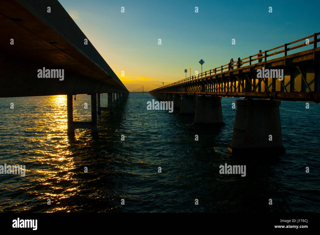 seven mile bridge marathon keys Florida usa Stock Photo - Alamy