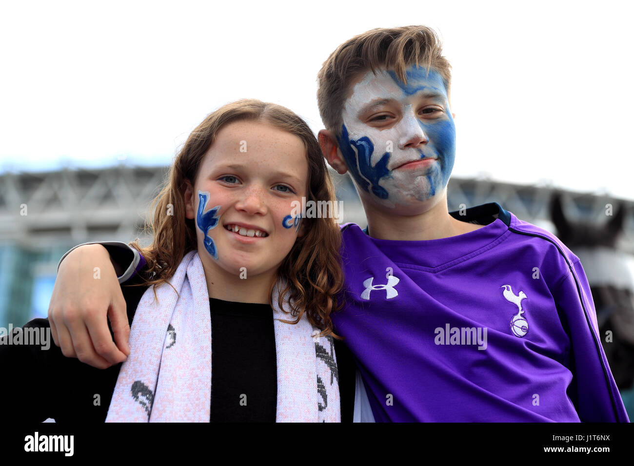 Spurs face paint hi-res stock photography and images - Alamy