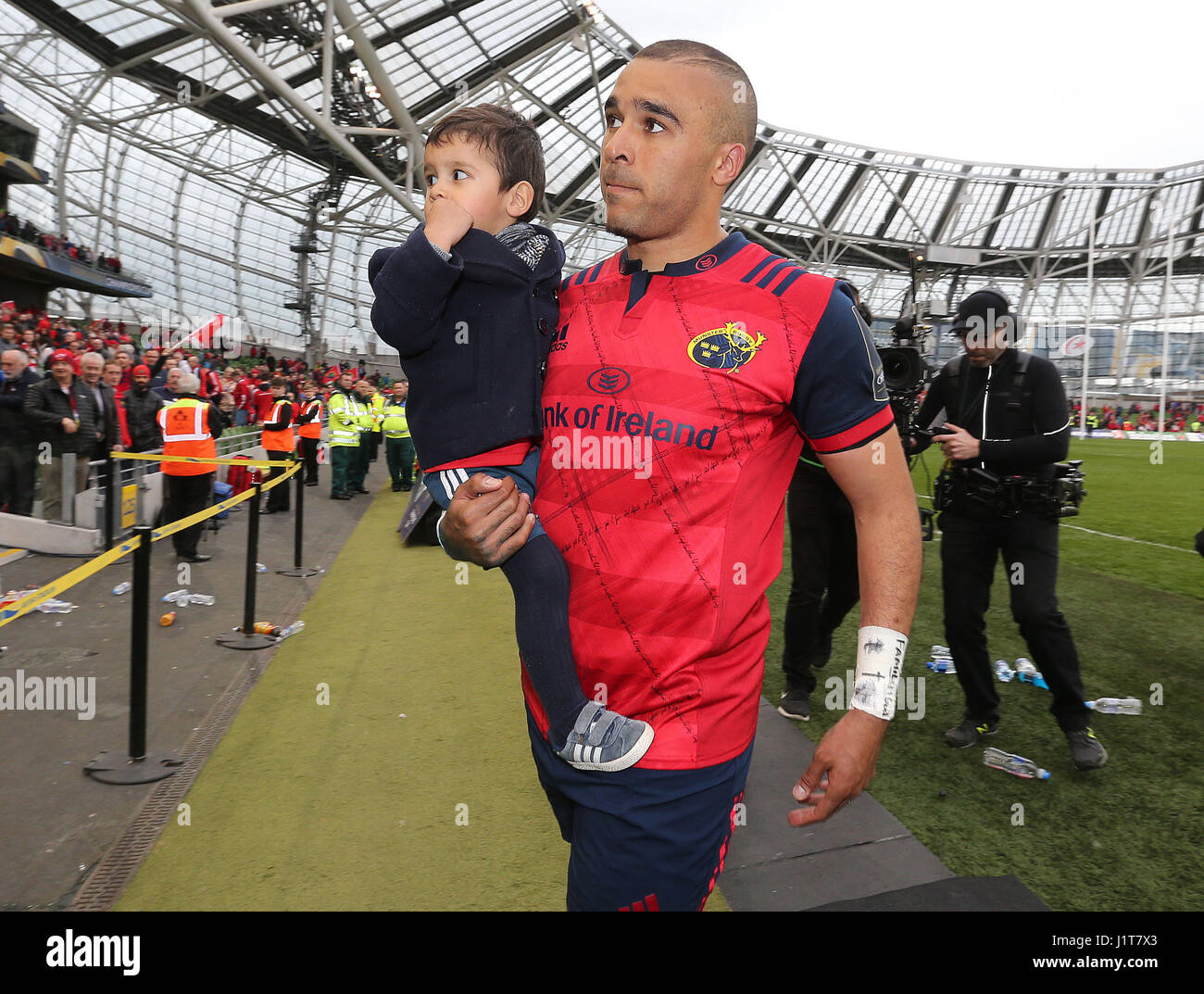 Munster's Simon Zebo with his son Jacob after the European Champions ...