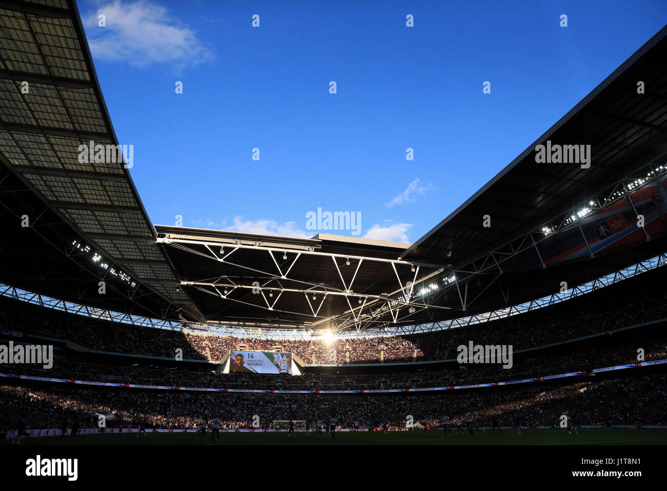 Soccer football spurs stadium ground sun light hi-res stock photography ...