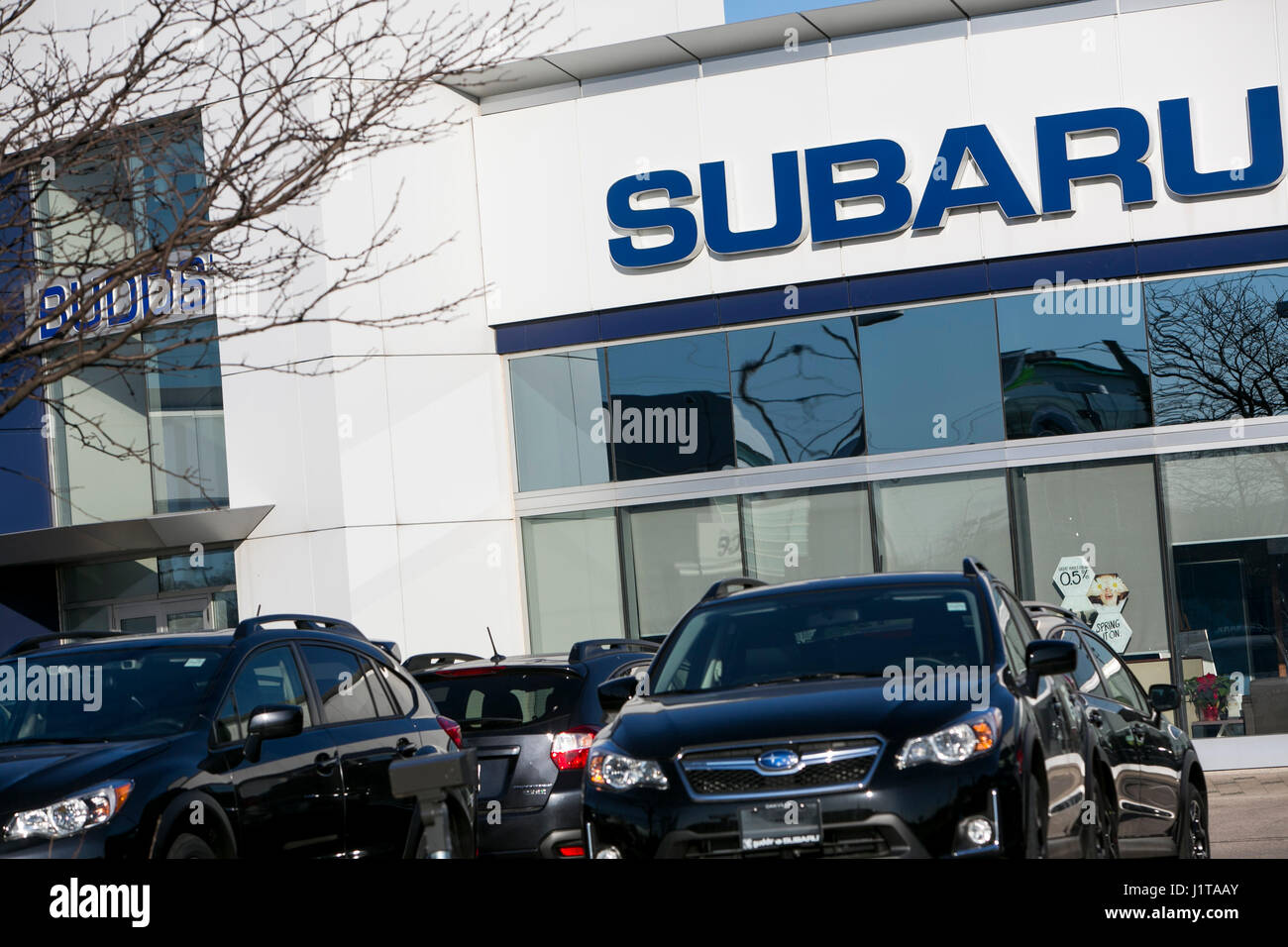 Subaru car dealership hi-res stock photography and images - Alamy