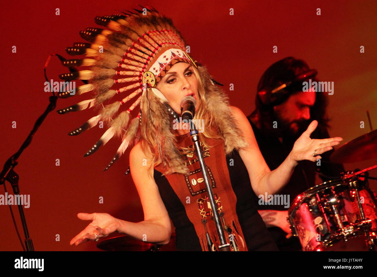 Jay Aston from Bucks Fizz performs an intimate gig, supported by ...