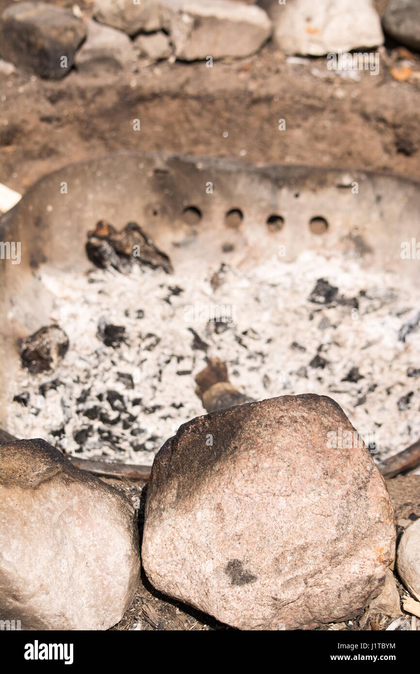 Fire basin hi-res stock photography and images - Alamy