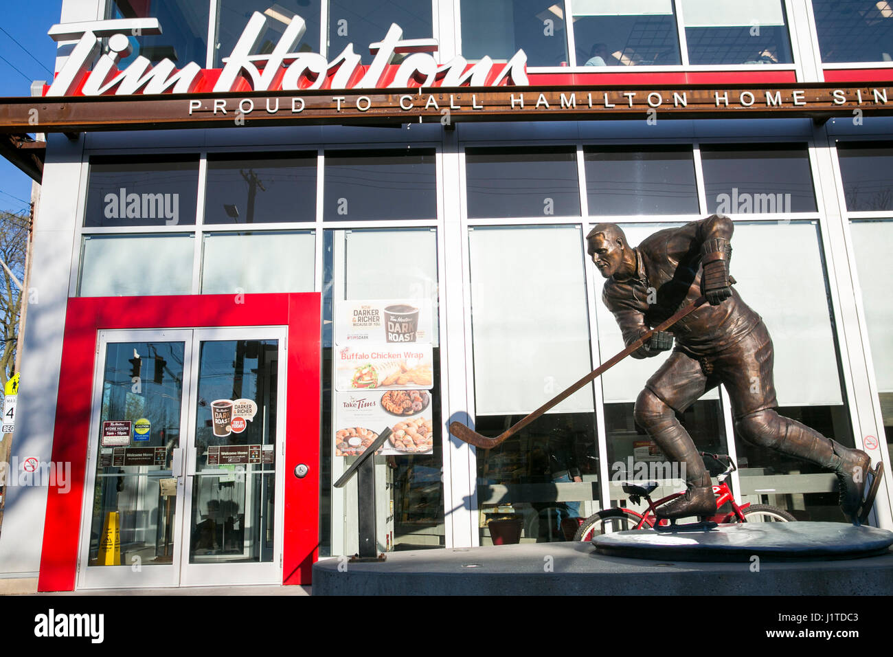 Tim hortons sign hi-res stock photography and images - Alamy