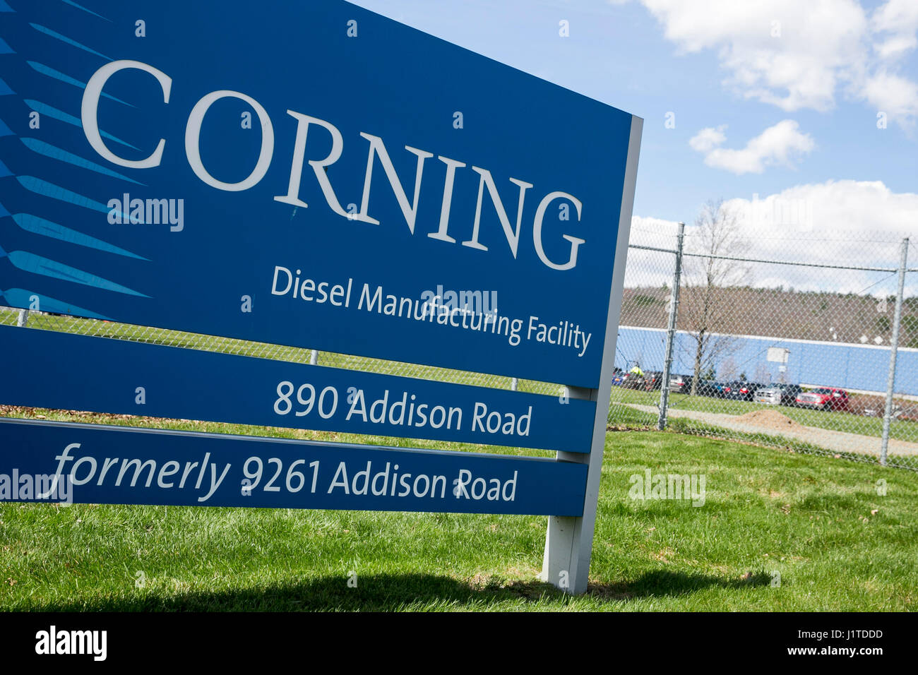 Corning glass hi-res stock photography and images - Alamy