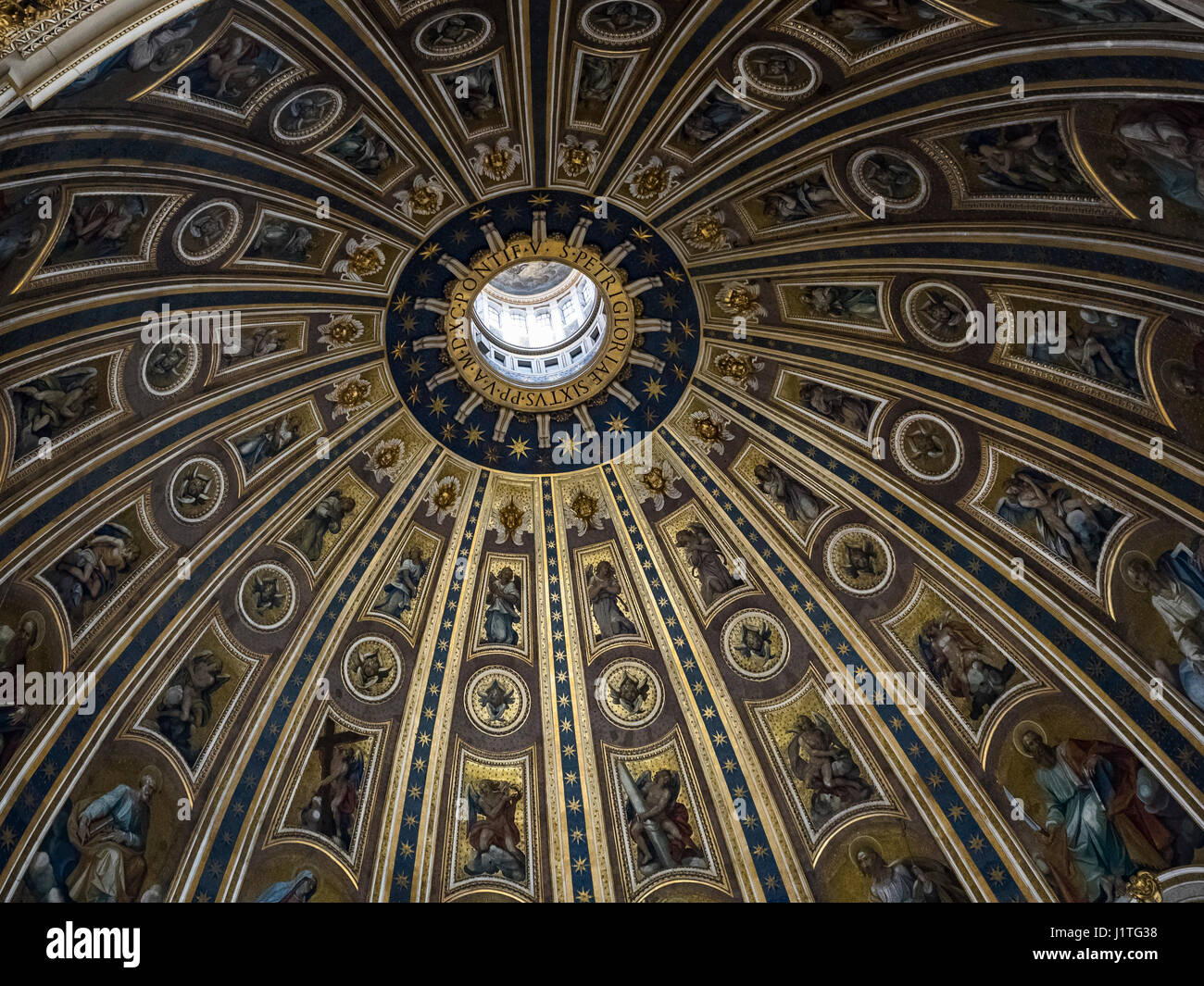 Dome tourist attraction hi-res stock photography and images - Alamy