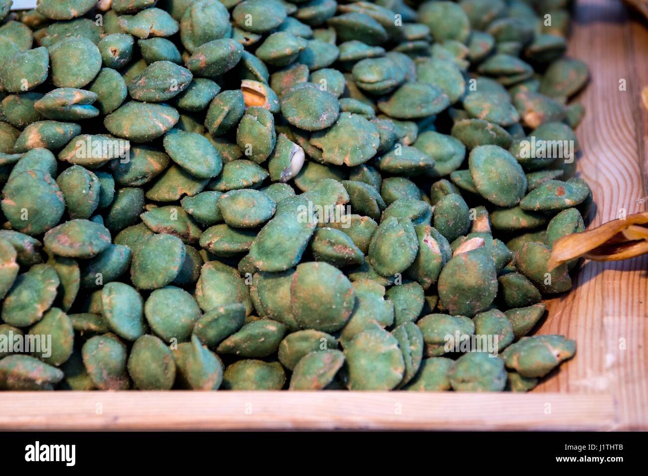 wasabi peas - wasabi nuts Stock Photo - Alamy