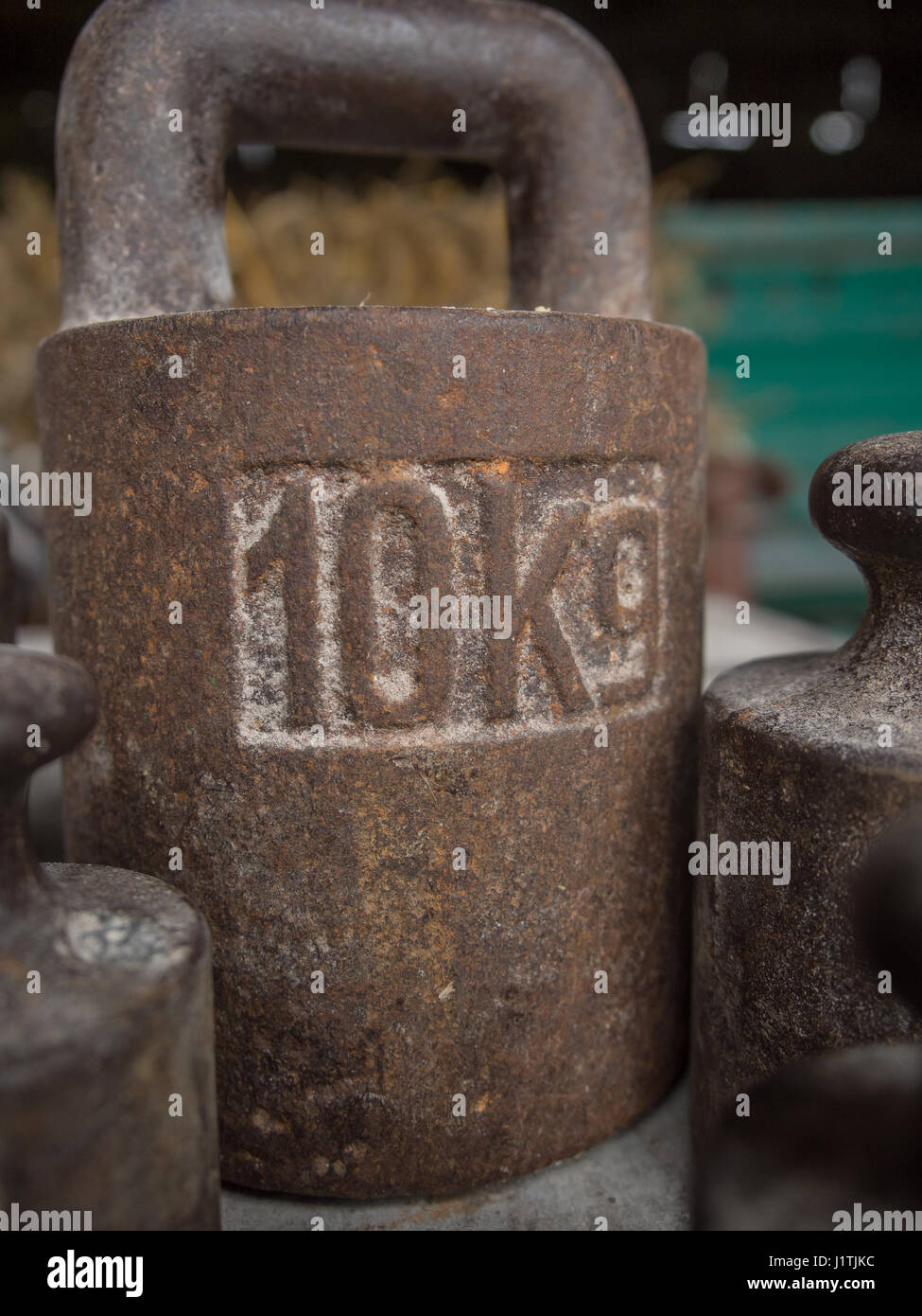 Weight on a weighing scale Stock Photo - Alamy