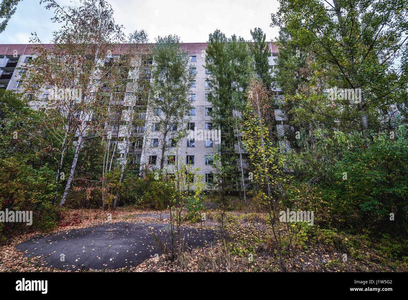Block of flats in Pripyat ghost city of Chernobyl Nuclear Power Plant ...