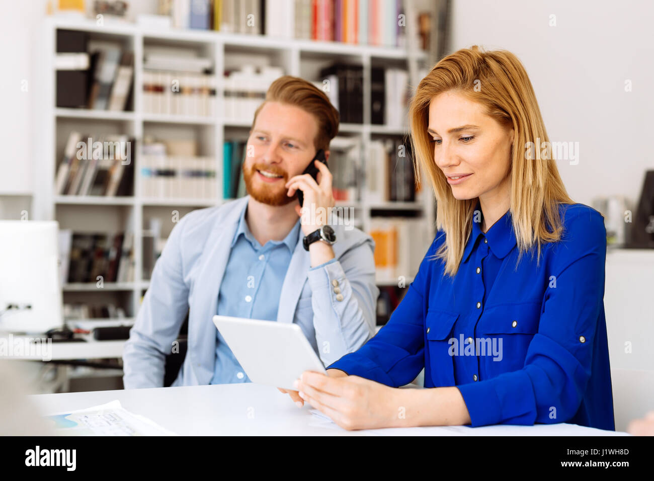 Office collaboration cooperation ideas hi-res stock photography and ...