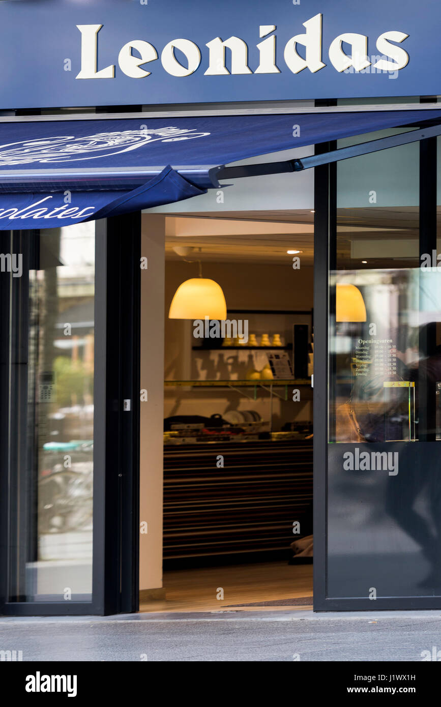 Leonidas street hi-res stock photography and images - Alamy