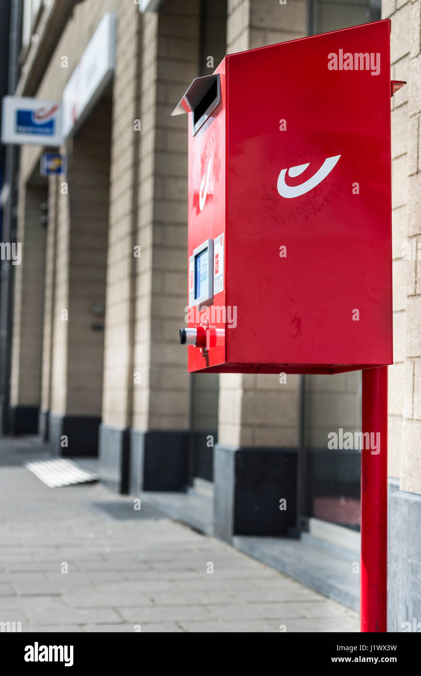 Postbus hi-res stock photography and images - Alamy